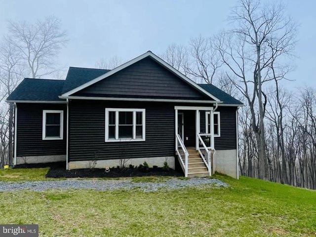 1982 High Top Rd, Linden, VA 22642