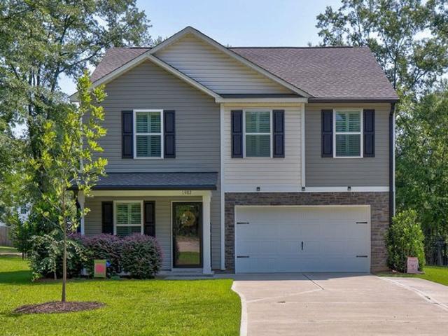 1982 Rowe St, Camden, SC 29020