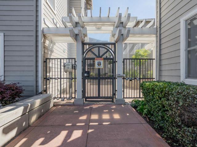 1982 W Bayshore Rd, Unit 217, East Palo Alto, CA 94303 | MLS #ML82040 | Compass