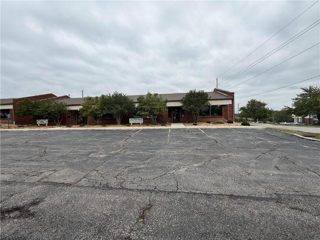 1982 1984 NW Copper Oaks Circle