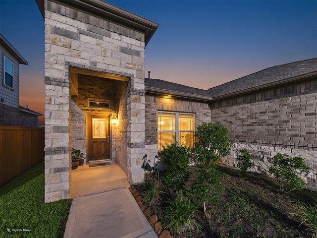 19834 Capri Shores Ln, Hockley, TX 77447