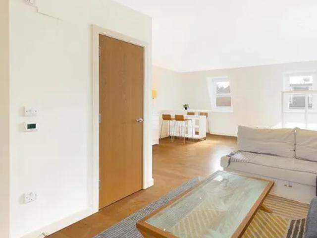 198 200 Redcliffe Road, London, SW10 9NQ, United Kingdom | Studio apartment for rent #132089882 | Rentberry