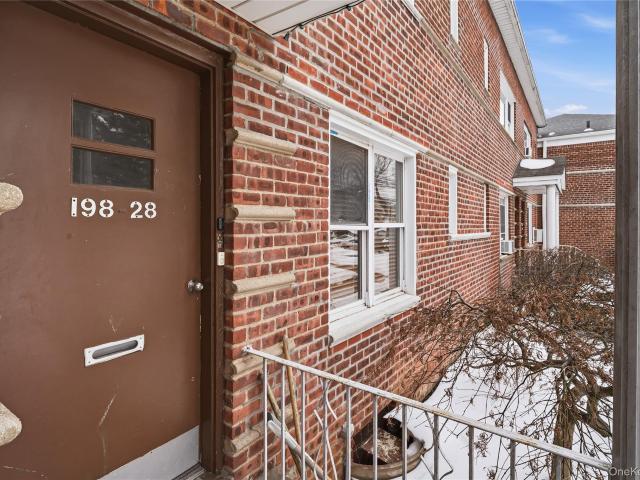 198 28 Pompeii Avenue, Unit 2 | Compass