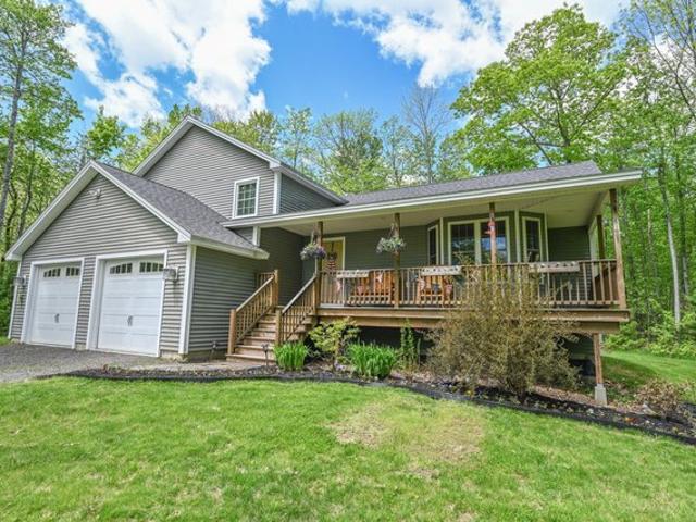 198 Chemo Pond Rd, Eddington, ME 04428