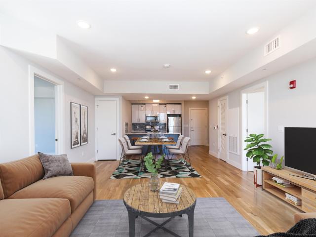 198 Academy St # 4B