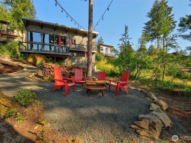 198 Alpine Dr, Packwood, WA 98361