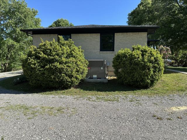 198 Epperson Ave