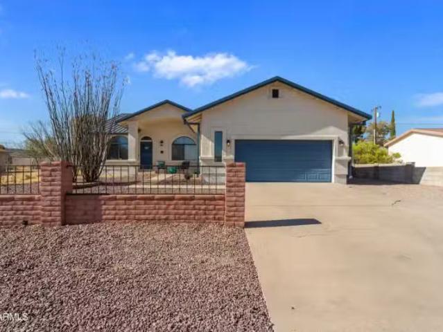 198 HEREFORD RD, BISBEE, AZ 85603 Single Family Residence For.