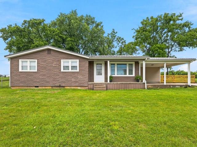 198 Hilltop Dr, Winchester, KY 40391
