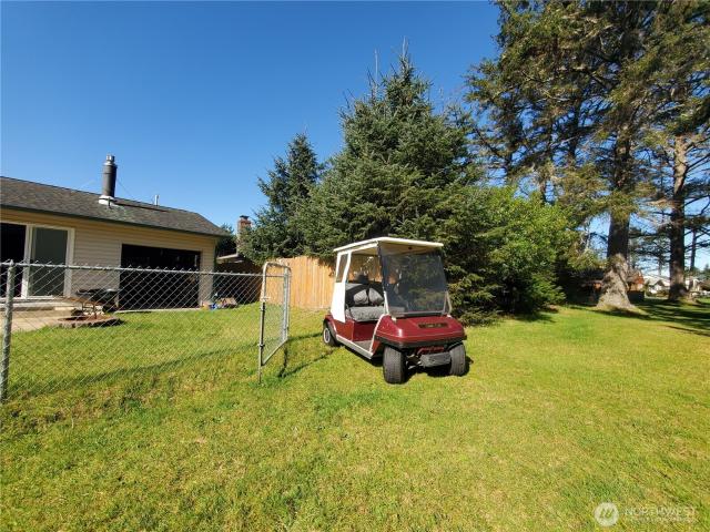 198 Octopus Ave NE, Ocean Shores, WA 98569 | MLS #2489