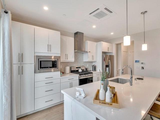 198 Log Pond Ln, Sacramento, CA 95818