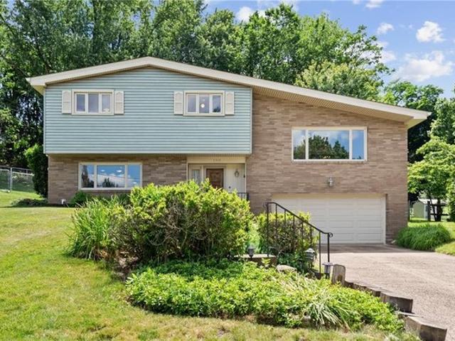 198 Longvue Dr, Pittsburgh, PA 15237