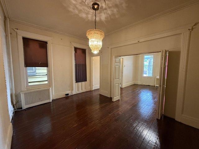 198 Neptune Ave, Jersey City, NJ 07305