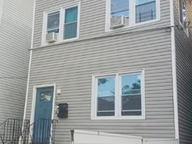 198 Shepherd Ave, Brooklyn, NY 11208