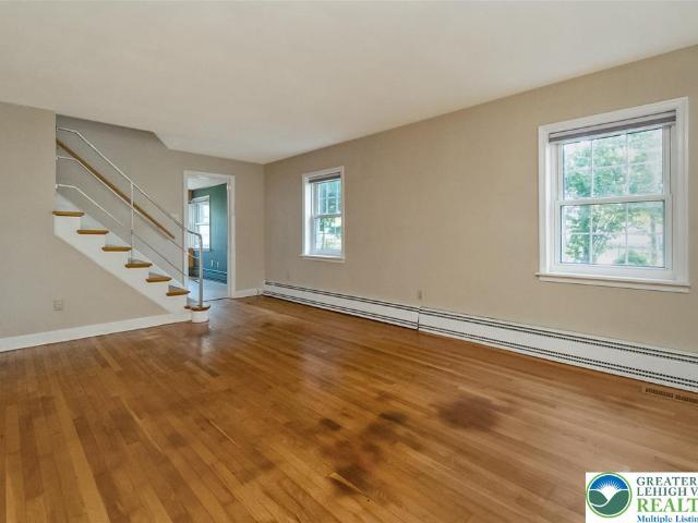 198 Pershing Boulevard