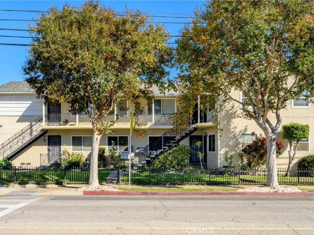 198 W Elmwood Ave, Burbank, CA 91502 | MLS #GD26010 | Compass