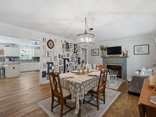 198 Wilkinson Rd