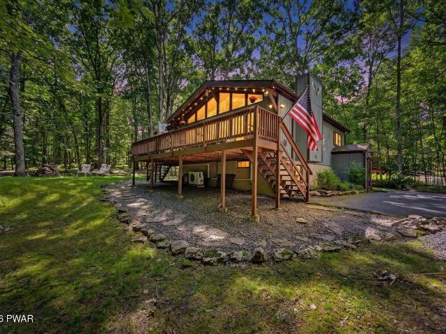 198 Upper Lakeview Drive