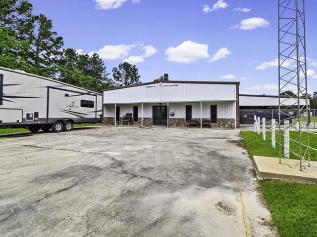 1994 N FM 356, Onalaska, TX 77360