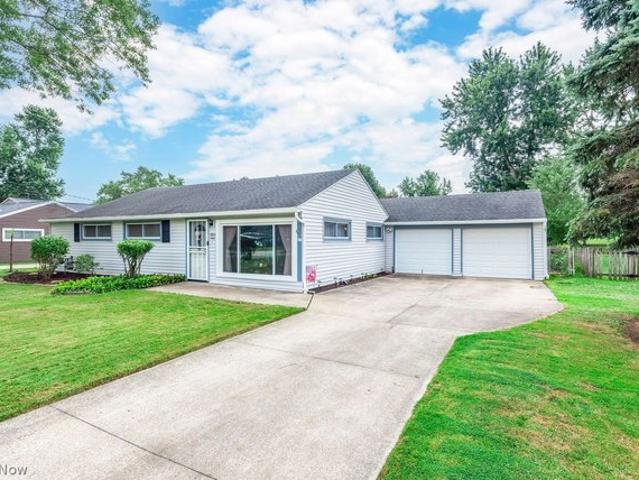 1994 Dooridge Dr, Twinsburg, OH 44087