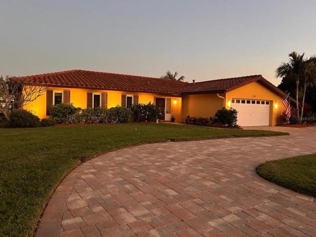 1994 Kansas Ave NE, Saint Petersburg, FL 33703