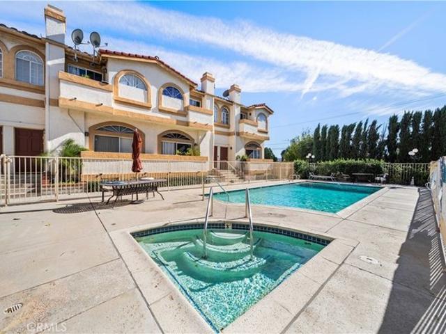 19950 Sherman Way, Winnetka, CA 91306