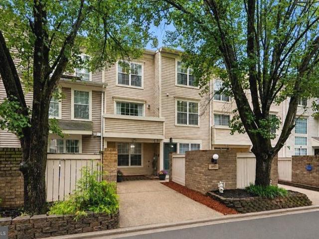 19951 Drexel Hill Cir, Gaithersburg, MD 20886
