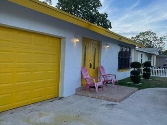 1995 NW 1st St, Boynton Beach, FL 33435