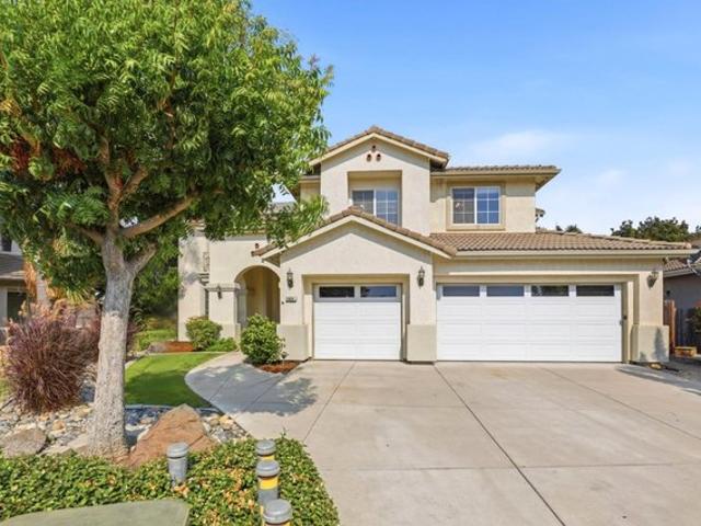1995 Serene Dr, Hollister, CA 95023
