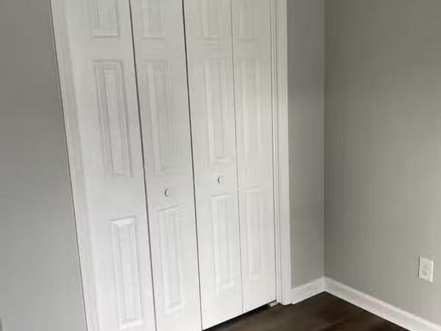 $1995 3 Bedroom 2 Bathroom House in Prime Cary Location! 103.