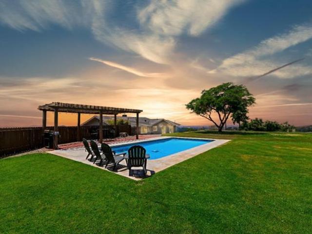 19960 Tin Man Ln, Sonora, CA 95370