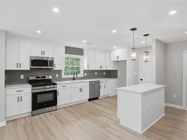 1996 Benson Avenue SE