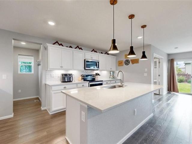 1996 Griffin Dr, Brighton, CO 80601