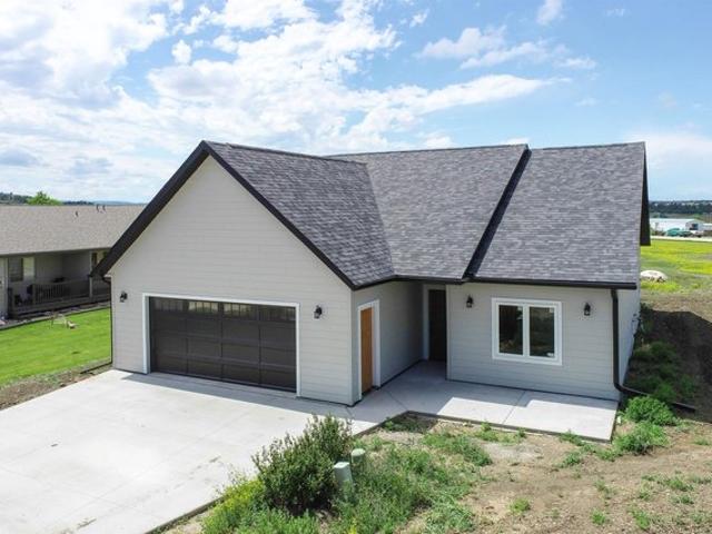 1996 Spruce Ln, Belle Fourche, SD 57717