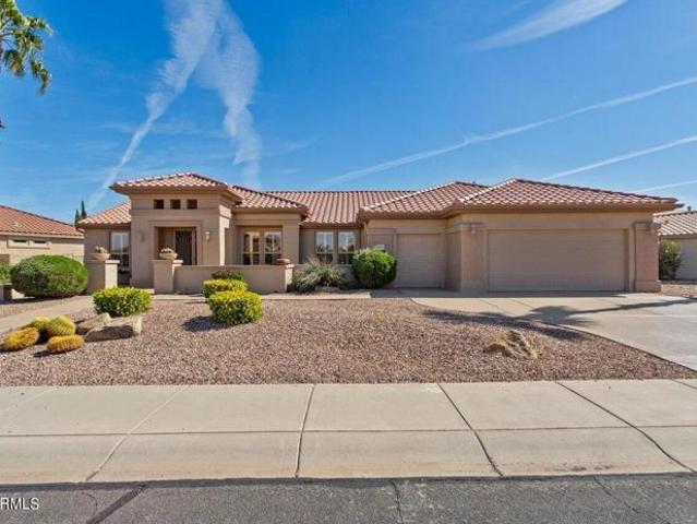19973 N Half Moon Dr, Surprise, AZ 85374