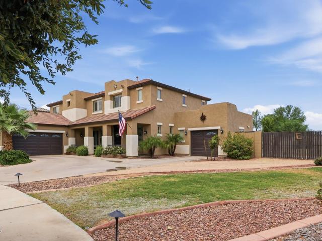 19972 E RAVEN Drive