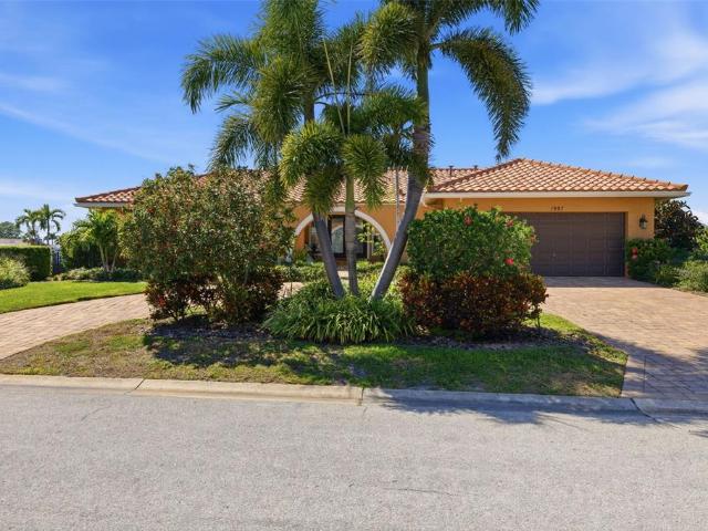 1997 Hawaii Ave NE, St. Petersburg, FL 33703 | MLS #TB8495