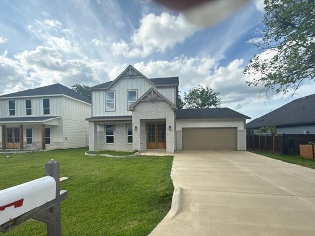 1997 Lakeview Dr, Tool, TX 75143