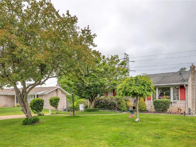 1998 Bernice Dr