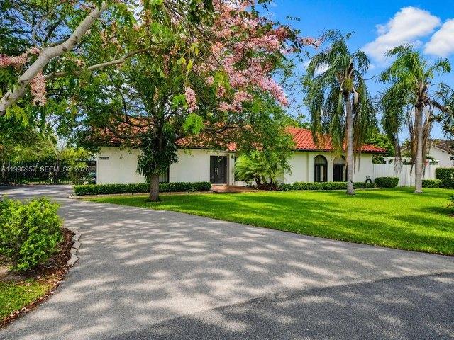 19990 SW 134th Ct, Miami, FL 33177
