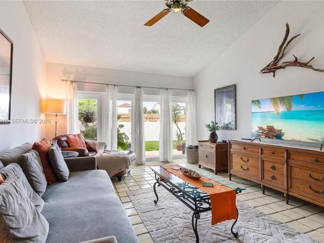 19994 NE 5th Ct Unit 3C, Miami, FL 33179