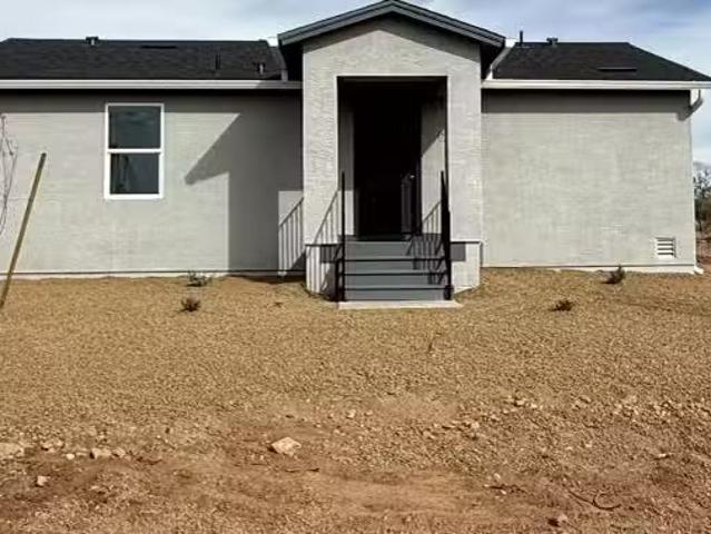 19996 E Ocotillo Dr, Mayer, AZ 86333 MLS 1069086