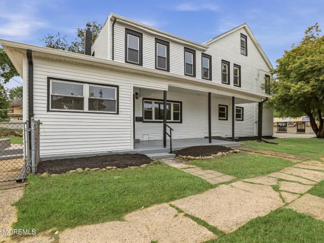 1999 Greenwood Avenue