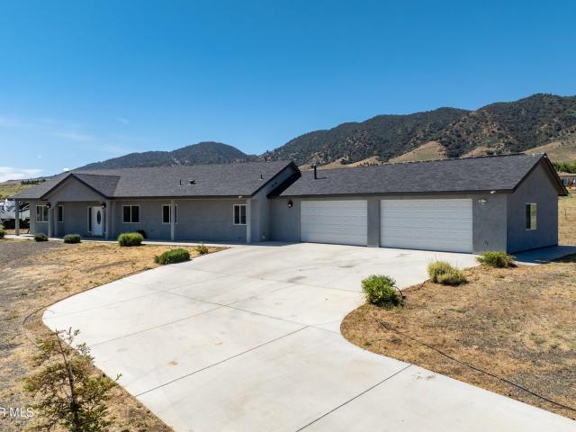 19900 Chinook Street