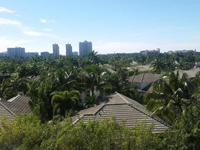 19900 Country Club Dr E #502, Aventura, FL 33180