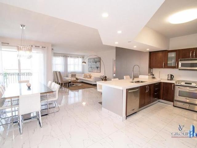 19900 Country Club Dr E #604, Aventura, FL 33180