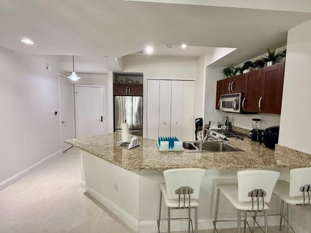 19900 E Country Club Dr, Unit 418, Miami, FL 33180 | MLS #F10543 | Compass