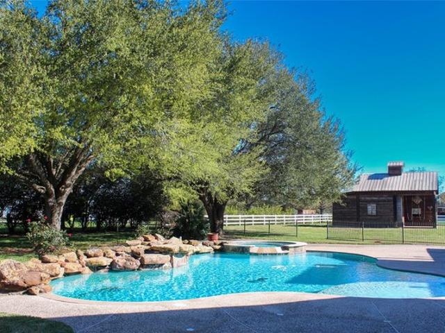 19907 Stone Lake Cir, Tomball, TX 77377