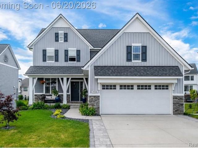 19908 Danube Ct, Sylvan Township, MI 48118