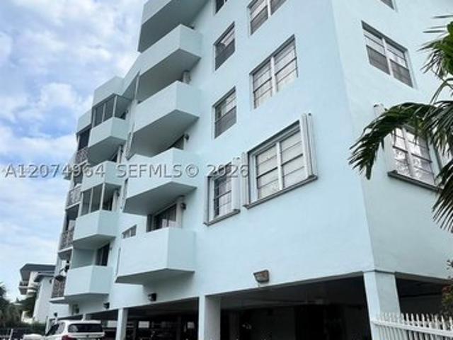 1990 Marseille Dr Apt 206, Miami Beach, FL 33141